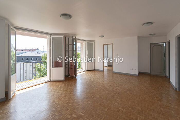 Limoges, Centre-ville, Hôtel de Ville, Emailleurs : Appartement 5 pièces à vendre