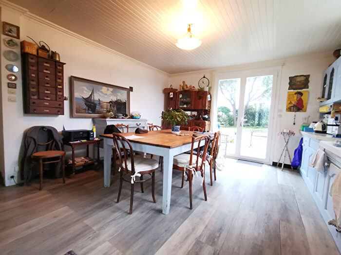 Maison à vendre - Penmarch - 5 pièces - 4 chambres