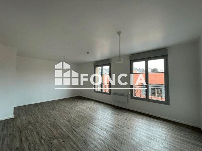 Appartement à louer - Gare Nord et Ouest, Charleville-Mézières - 3 pièces - 2 chambres