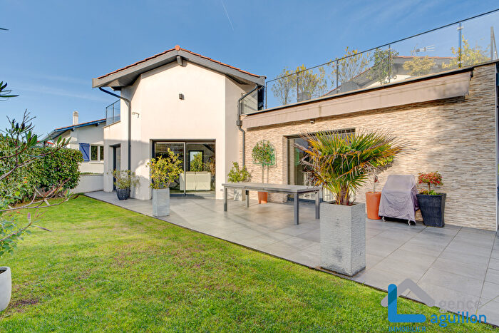 Maison à vendre - Hendaye, Lissardy - 6 pièces - 5 chambres