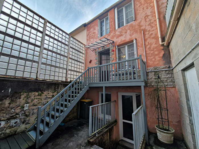 Appartement à vendre - Autun, Centre-ville - 4 pièces - 2 chambres