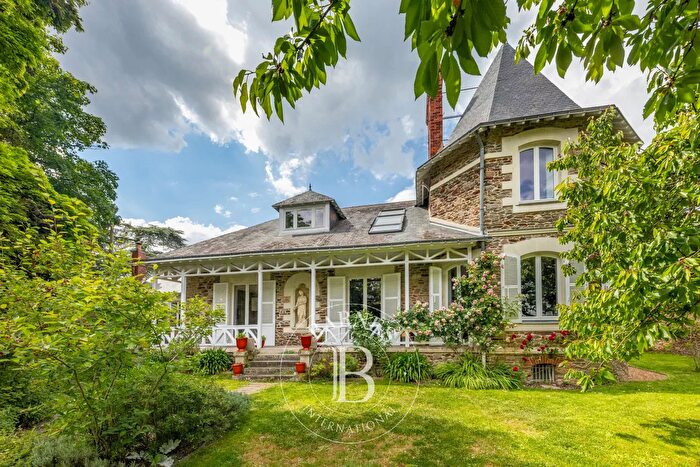 Maison à vendre - Nantes, Saint-Clément, Jardin des plantes, Caserne Lamoricière - 8 pièces - 4 chambres