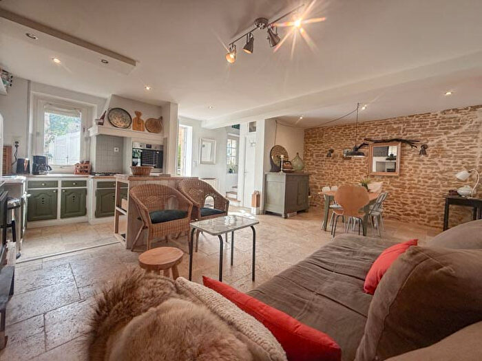 Fel - Maison 6 pièces à vendre