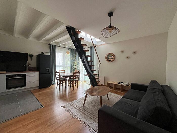 Appartement à louer - Sainte Radegonde, Tours - 2 pièces - 1 chambre