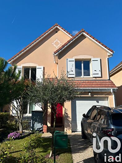 Maison à vendre - Bruyères-sur-Oise - 6 pièces - 4 chambres