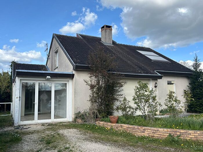 Maison 6 pièces à vendre - Saint-Germain-du-Puy