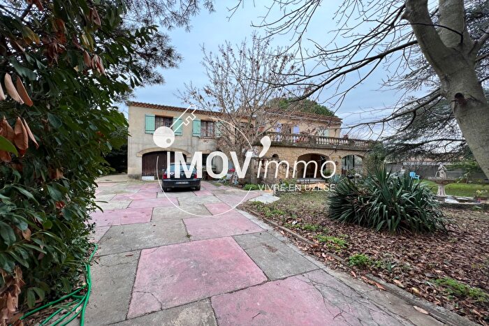 Maison à vendre - Uzès - 8 pièces - 5 chambres