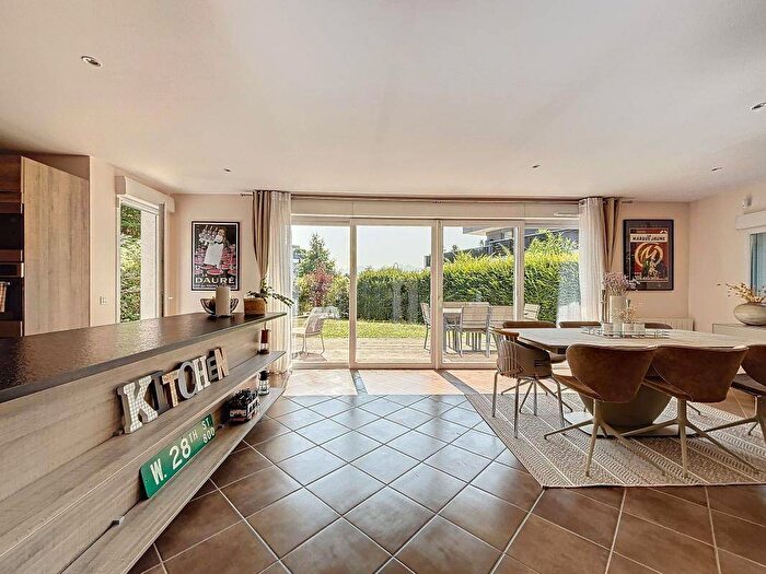 Maison à louer - Sud, Vétraz-Monthoux - 4 pièces - 3 chambres