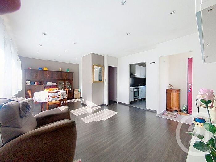 Maison à vendre - Boissy-Saint-Léger, Bois Clary - 4 pièces - 2 chambres