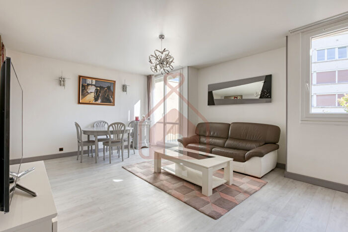 Appartement 4 pièces à vendre - Villejuif, Gripons, Pasteur
