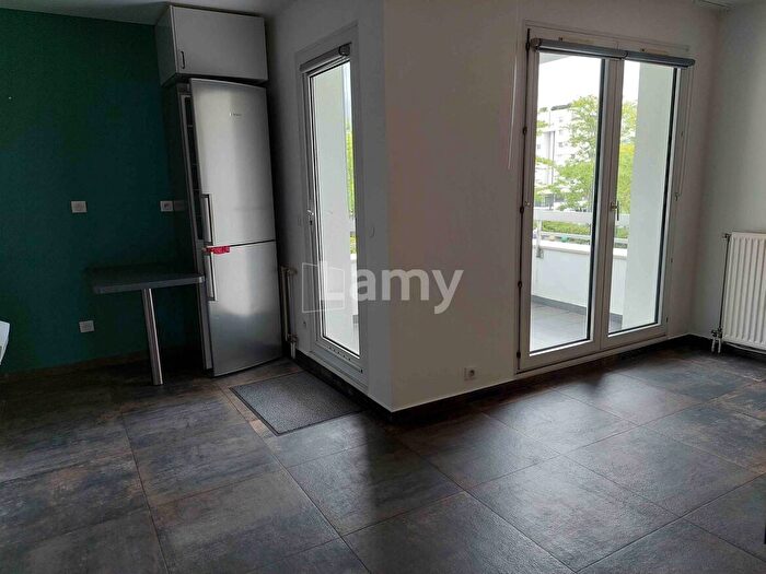 Appartement 3 pièces à louer à Saint Quentin, Montigny-le-Bretonneux