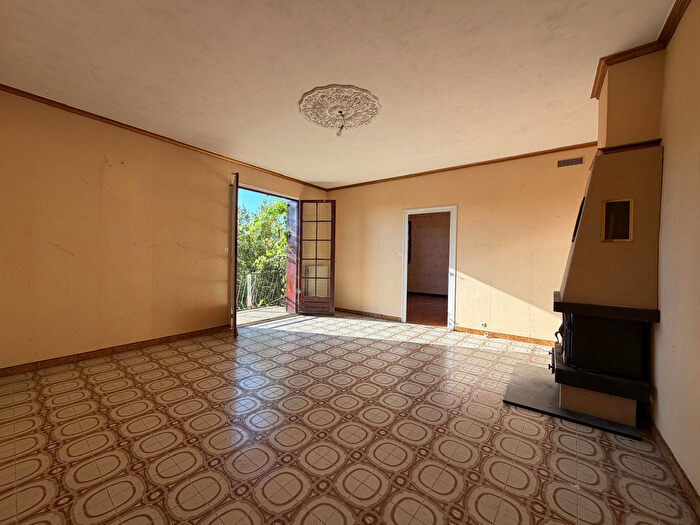 La Grand-Croix : Maison 3 pièces à vendre