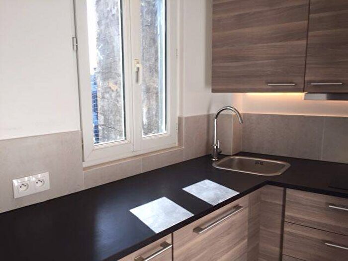 Clignancourt-Jules Joffrin, Paris 18ème arrondissement : Appartement 1 pièce à louer