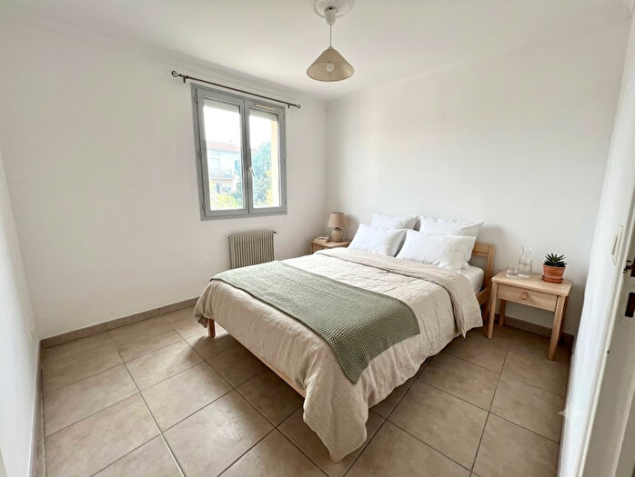 Appartement 2 pièces à vendre à Aix-en-Provence, Saint-Donat, Les Platanes
