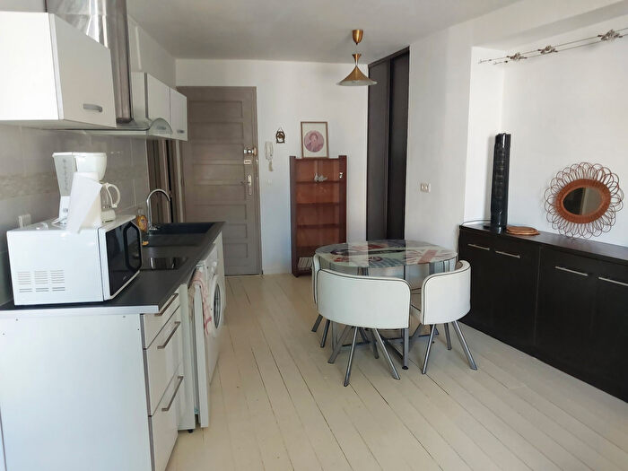 Avignon, Palais des Papes, Zone Piétonne - Appartement 1 pièce à louer