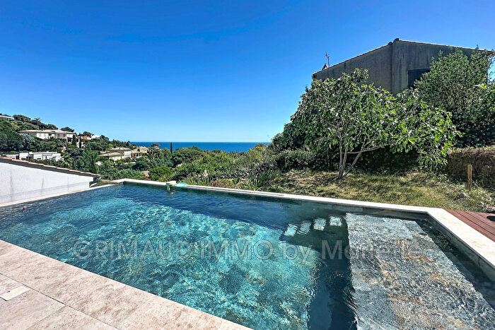 Roquebrune-sur-Argens, Les Issambres, La Vigie, Les Dolmens, Plages, Calanques : Maison 5 pièces à vendre