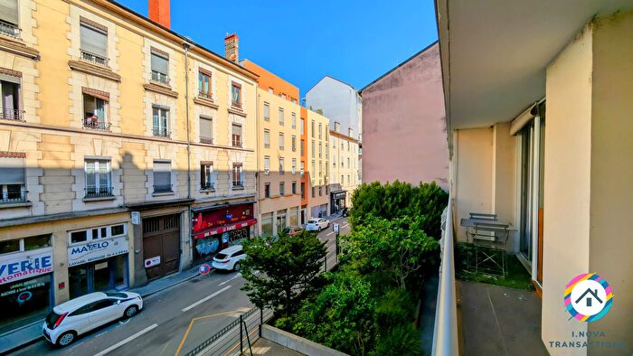 Appartement à vendre - Villeurbanne, Cusset - 3 pièces - 2 chambres