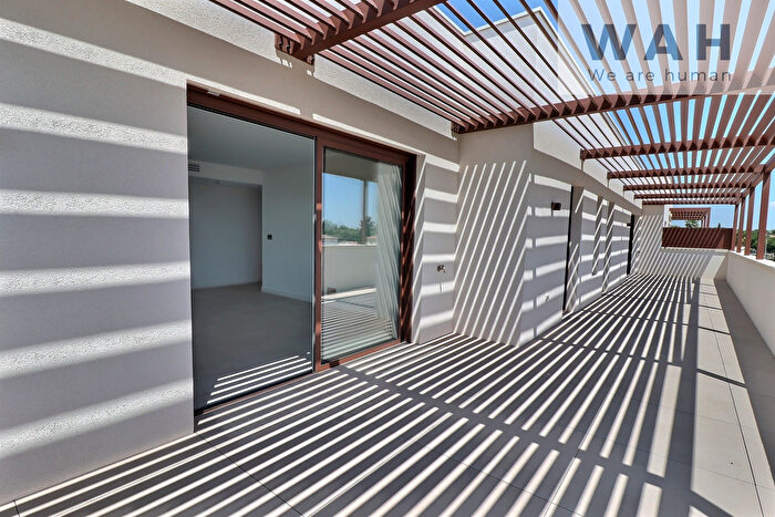 Appartement à vendre - Castries - 4 pièces - 3 chambres