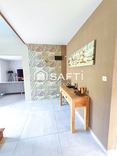 Maison à vendre - Baugé - 8 pièces - 5 chambres