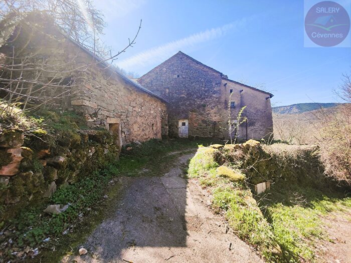 Maison à vendre - Ispagnac - 6 pièces