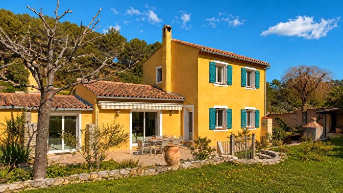 Maison 5 pièces à vendre à Le Rouret