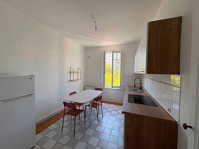 Lyon 8ème, Monplaisir : Appartement 1 pièce à louer