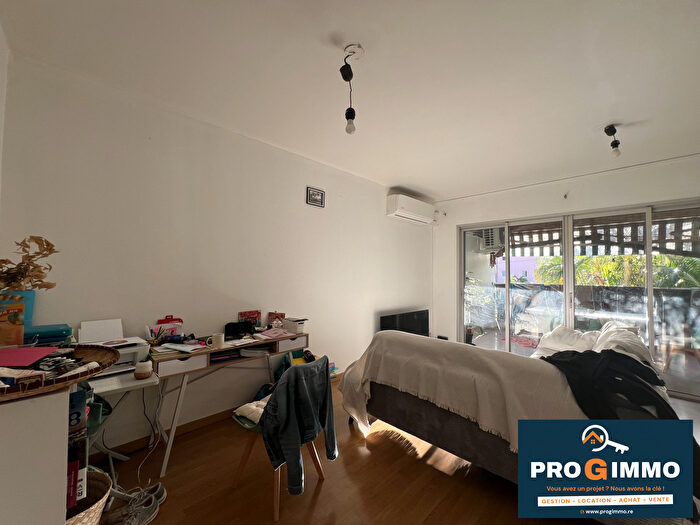Appartement 3 pièces à Saint-Pierre, Centre-ville, à louer