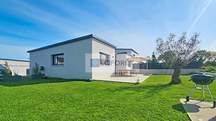 Maison à vendre - Kersaint-Plabennec - 4 pièces - 3 chambres