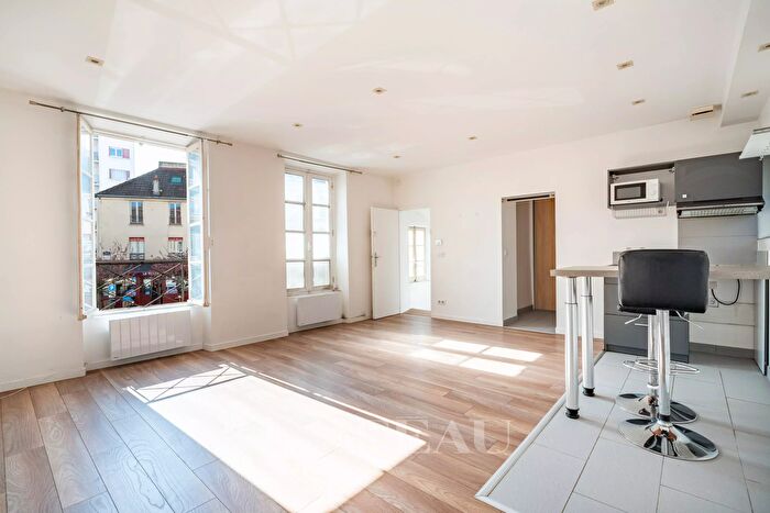 Appartement à vendre - Saint-Germain-en-Laye, Alsace, Péreire - 3 pièces - 1 chambre