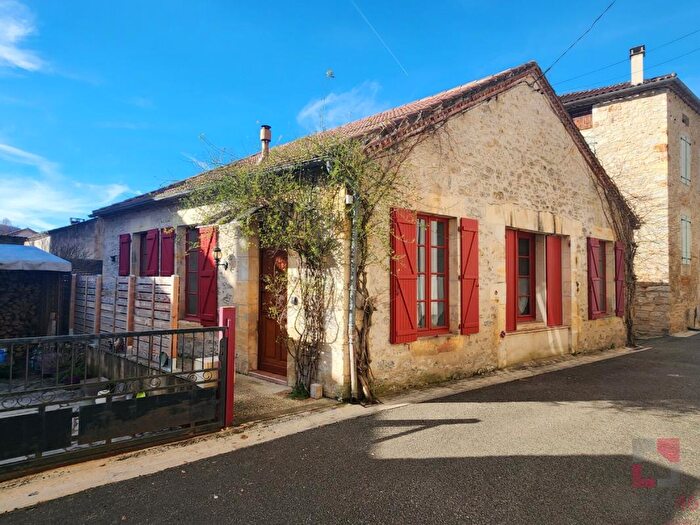 Maison à vendre - Luzech - 4 pièces - 3 chambres