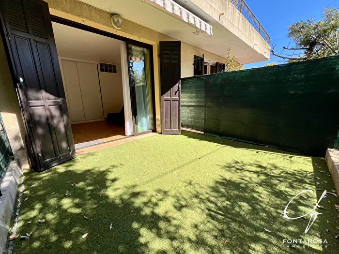 Fréjus, Saint-Aygulf : Appartement 1 pièce à vendre