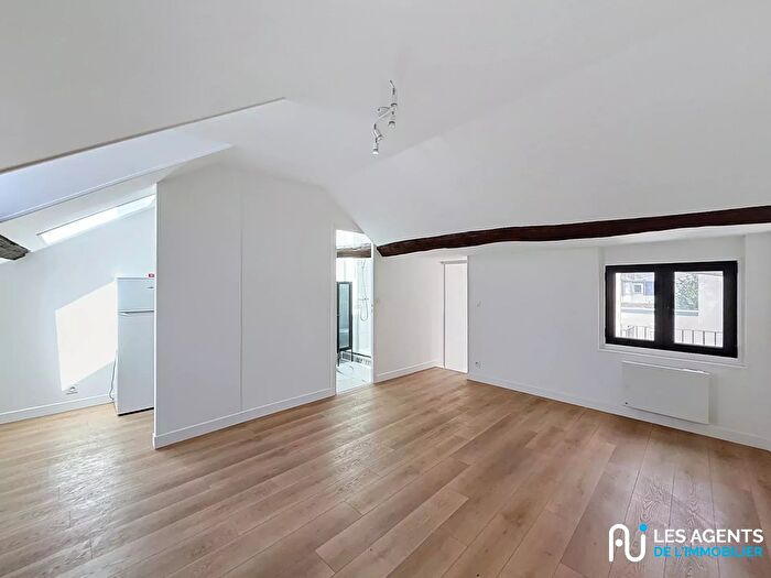 Appartement 1 pièce à Orléans, Bannier, République, à vendre
