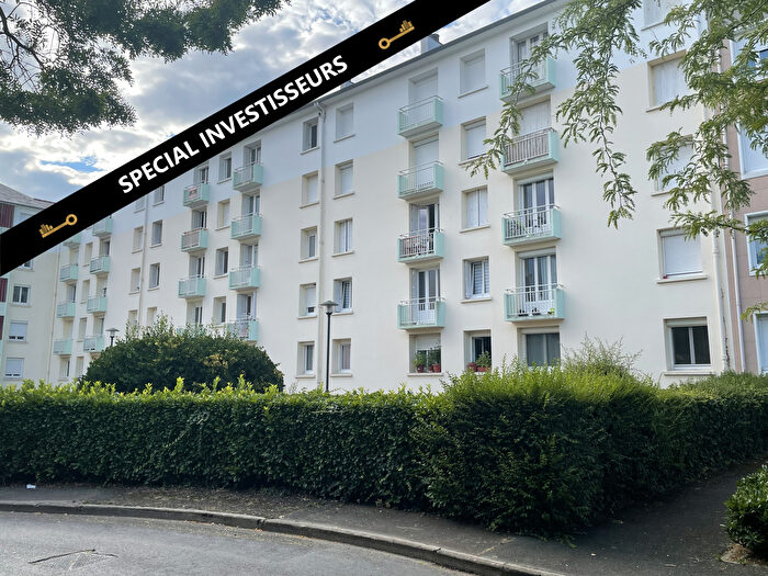 Appartement à vendre - Saint-Brieuc, Ville Hellio, Tour dAuvergne, Ville Jouha - 3 pièces - 2 chambres