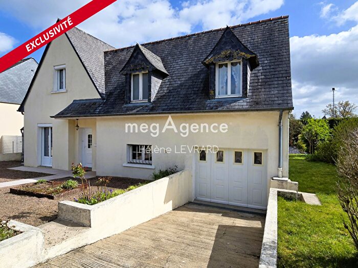 Maison à vendre - Mézangers - 5 pièces - 3 chambres