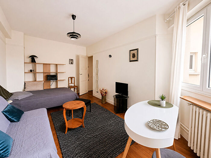 Paris 9ème, Clichy, Trinité - Appartement 1 pièce à vendre