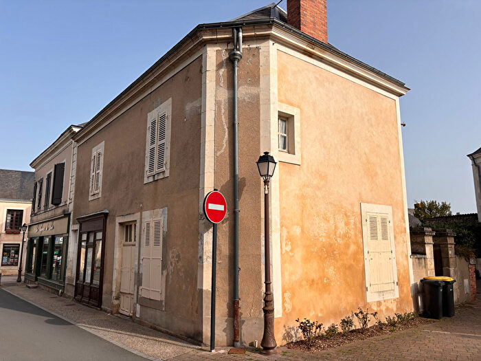 Maison à vendre - Luché-Pringé - 8 pièces - 3 chambres
