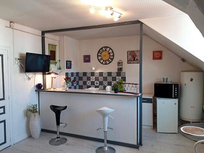 Marche, Vichy : Appartement 2 pièces à louer