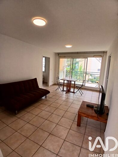 Appartement à louer - Saint-Pierre, Centre-ville - 2 pièces - 1 chambre