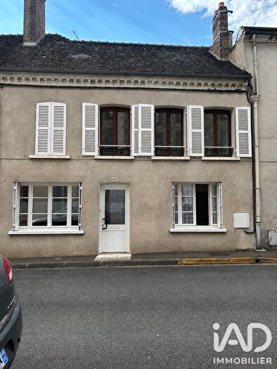 Maison 6 pièces à vendre à Villeneuve-l'Archevêque