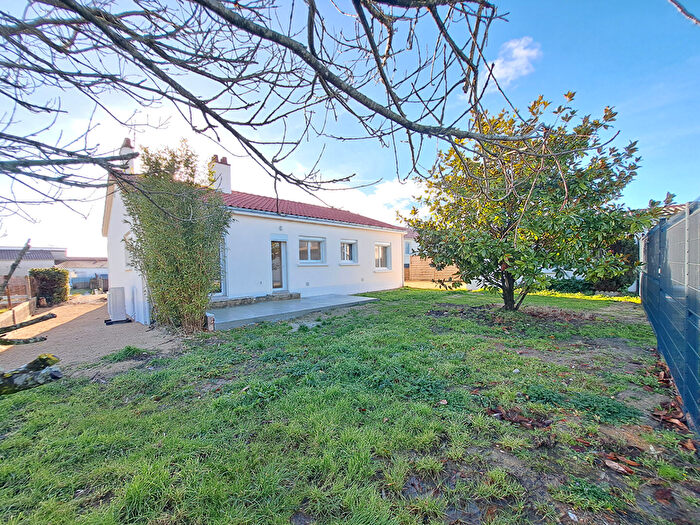 Maison à vendre - Saint-Christophe-du-Ligneron - 4 pièces - 3 chambres