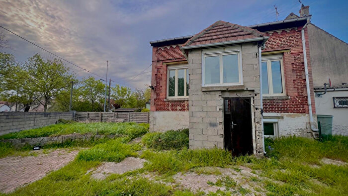 Maison à vendre - Le Thillay - 4 pièces - 3 chambres