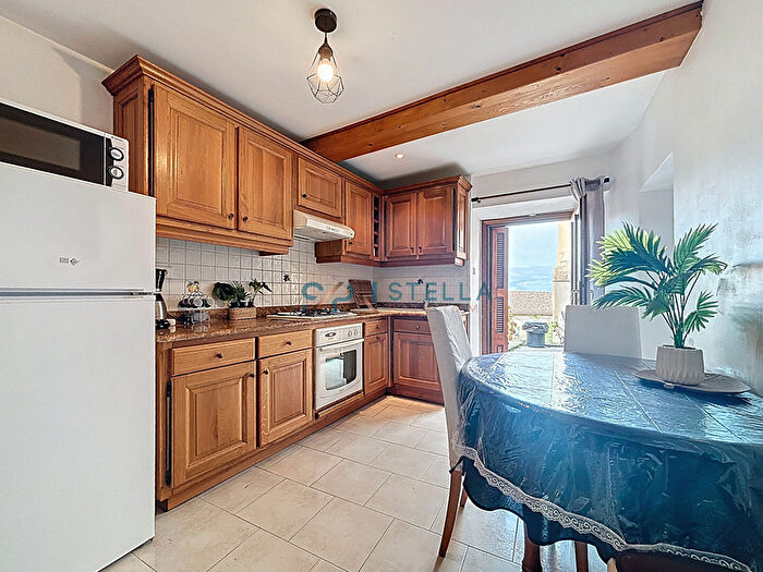 Appartement à louer - Calcatoggio - 2 pièces - 1 chambre