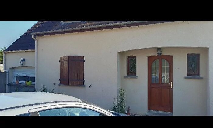 Maison 6 pièces à louer à Escrennes
