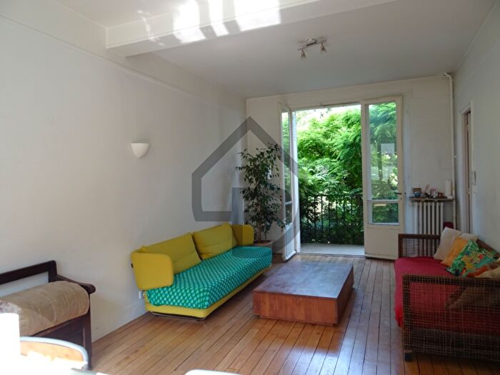 Maison à louer - Paris e , Mouzaia - 3 pièces - 2 chambres