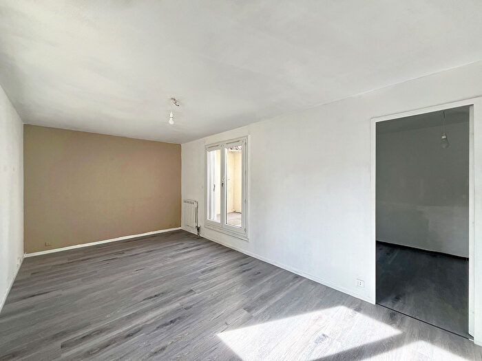 Appartement à vendre - Vitrolles, Bords de létang, Tribales, Ferme de Croze - 2 pièces - 1 chambre