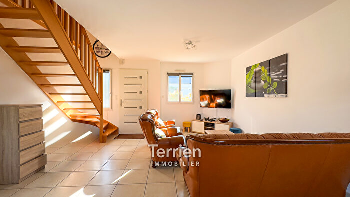 Maison à vendre - Saint-Georges-sur-Loire - 5 pièces - 4 chambres