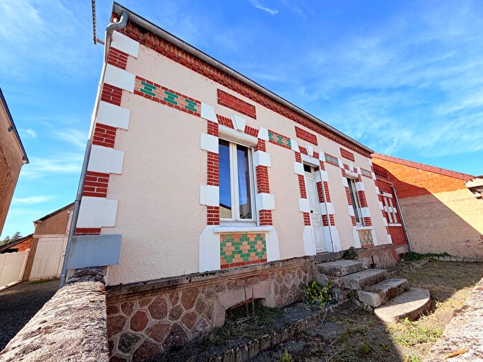 Maison 5 pièces à vendre - Issy-l'Évêque