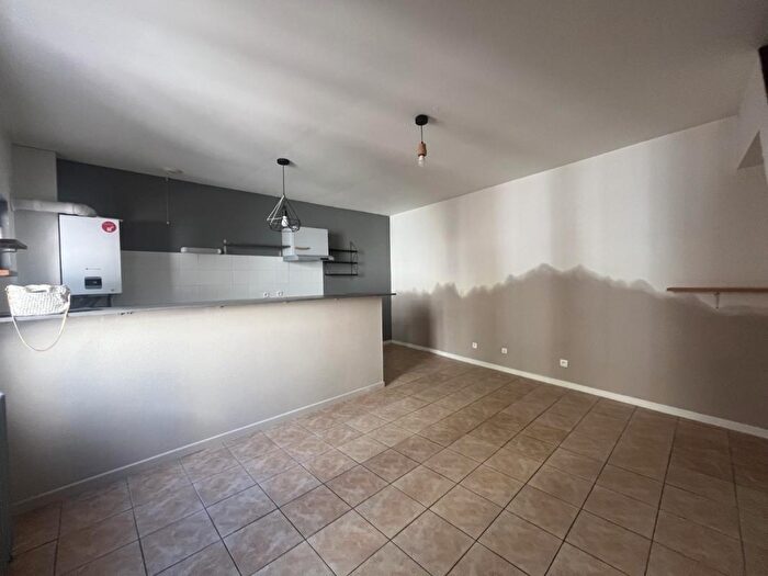 Appartement 2 pièces à Bordeaux, Nansouty, à louer