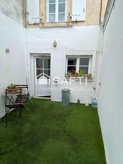 Maison à vendre - Niort, Centre-ville - 6 pièces - 4 chambres