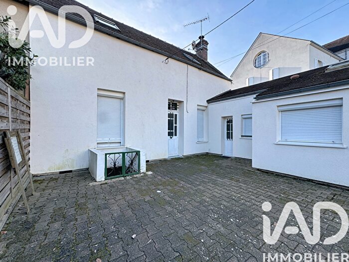 Maison à vendre - Montargis, Cité, Plateau - 4 pièces - 3 chambres